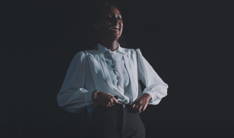 How to End a Speech: The 15 Best Tips and Examples To Elevate Your ...